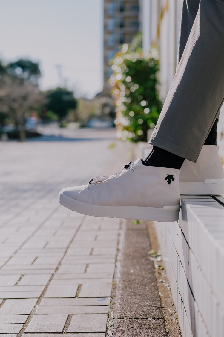 シームレス スニーカー「Wayser（ウェイサー）」特集ページ | デサントブランド公式サイト