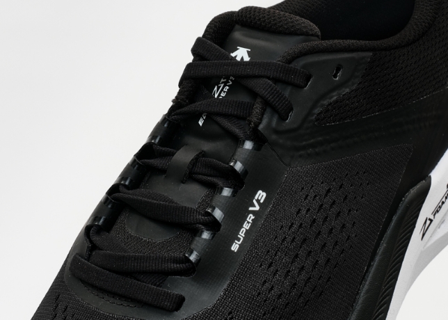 ランニングシューズ ENERZITE エナザイト｜デサント公式