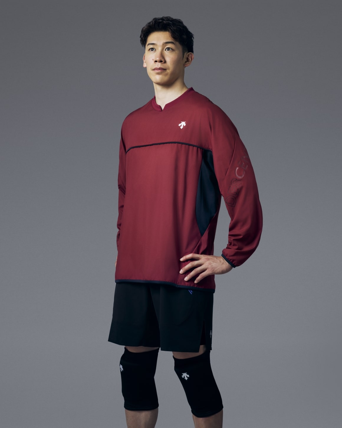 石川祐希着用バレーボールウェア特集 2024秋冬 | デサント公式 石川祐希着用バレーボールウェア特集 2024秋冬 | デサント公式
